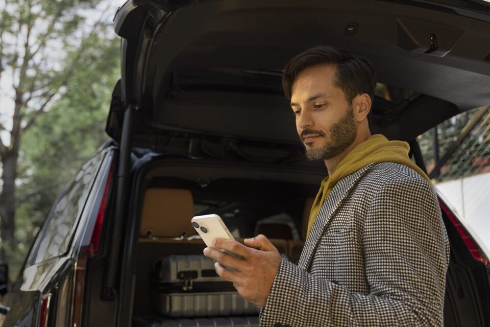 9 Safety Driving Tips for Every Driver | OnStar Tips